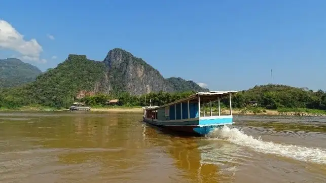 Cambodia Breaks Ground on a China-funded Canal ! 破土动工！中国资助修建的柬埔寨运河开始修建 ...